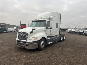 Selking International | Trucks, Service, and Parts in MI, OH, & IN