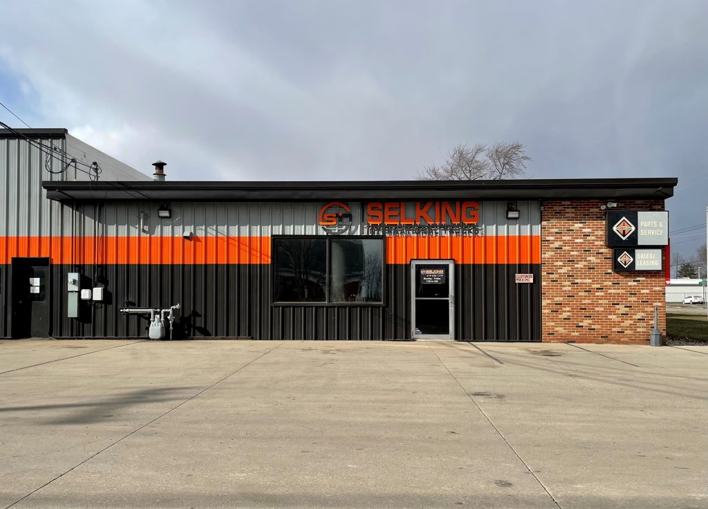 Bryan | Selking International