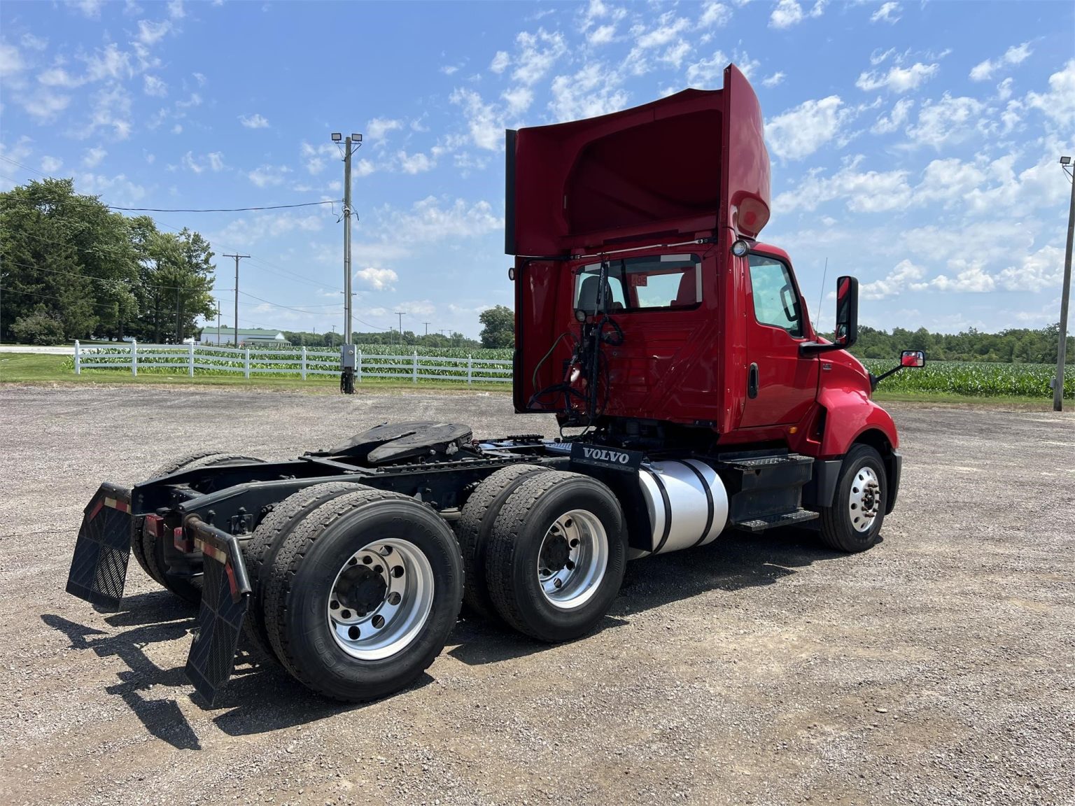 2018 INTERNATIONAL LT - Selking International | Trucks, Service, and ...