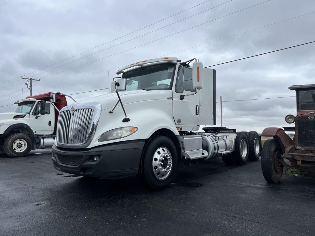 2017 INTERNATIONAL PROSTAR - Selking International | Trucks, Service ...