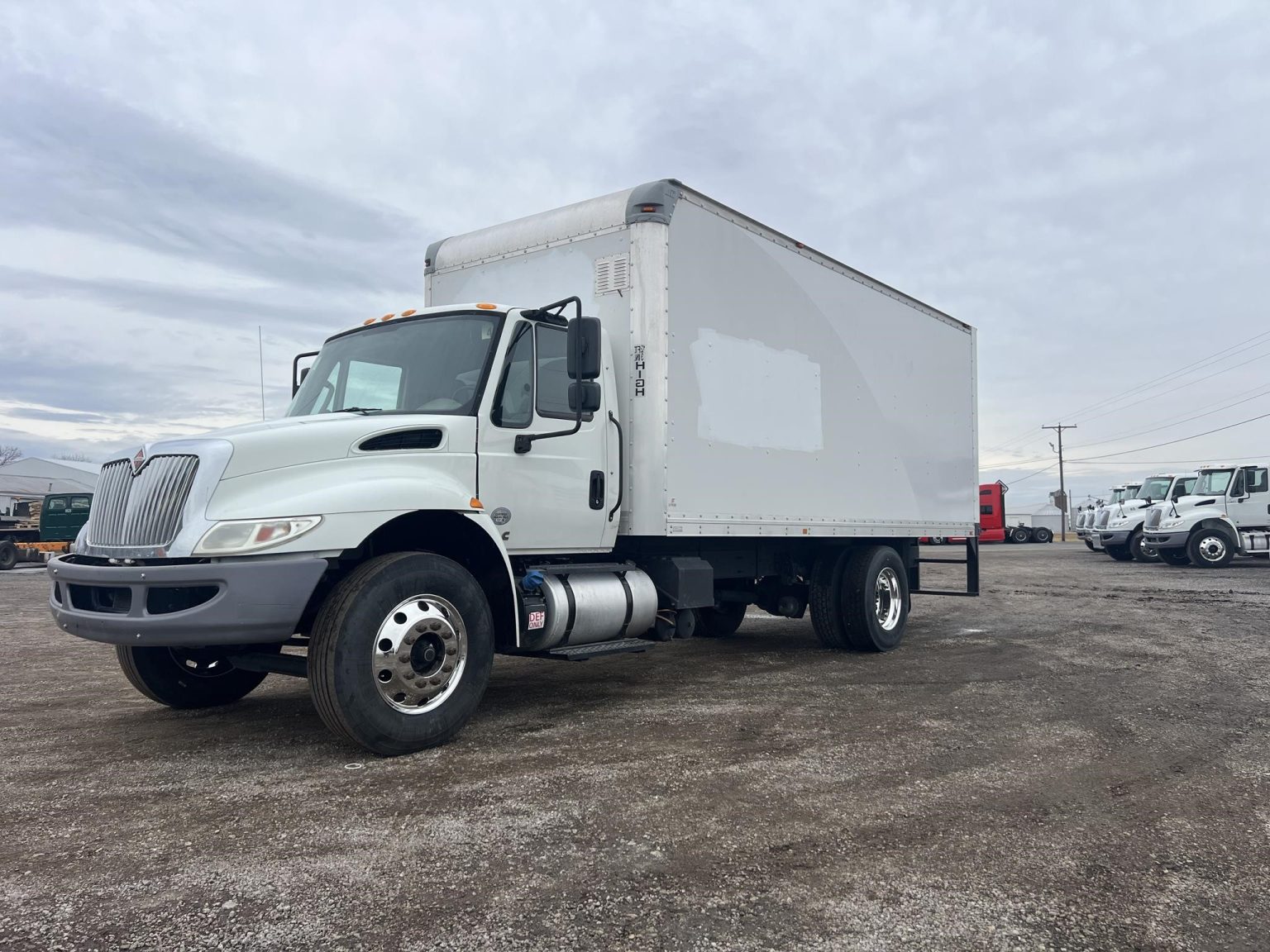 2018 INTERNATIONAL DURASTAR 4300 - Selking International | Trucks ...