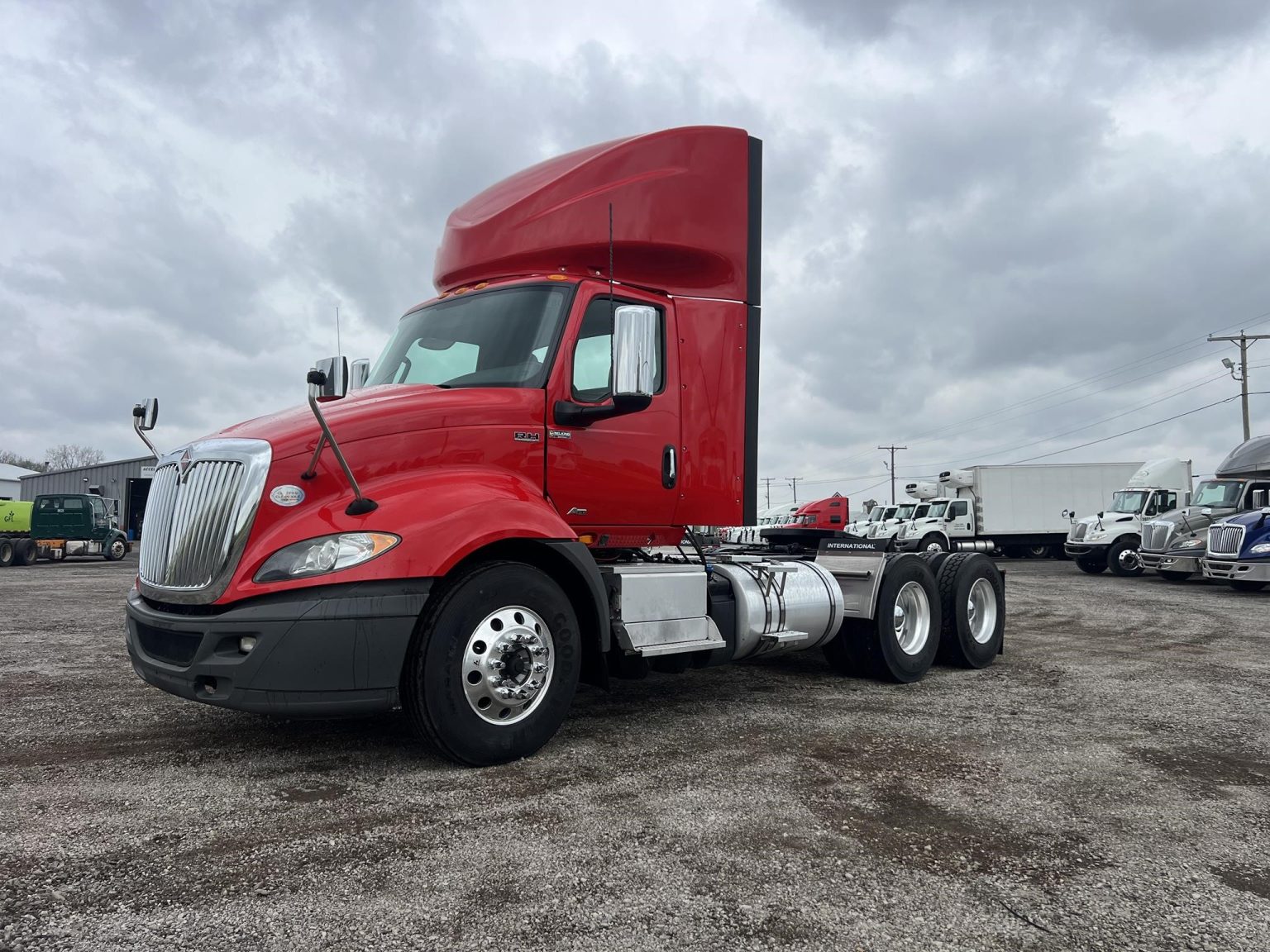 2019 INTERNATIONAL RH - Selking International | Trucks, Service, and ...