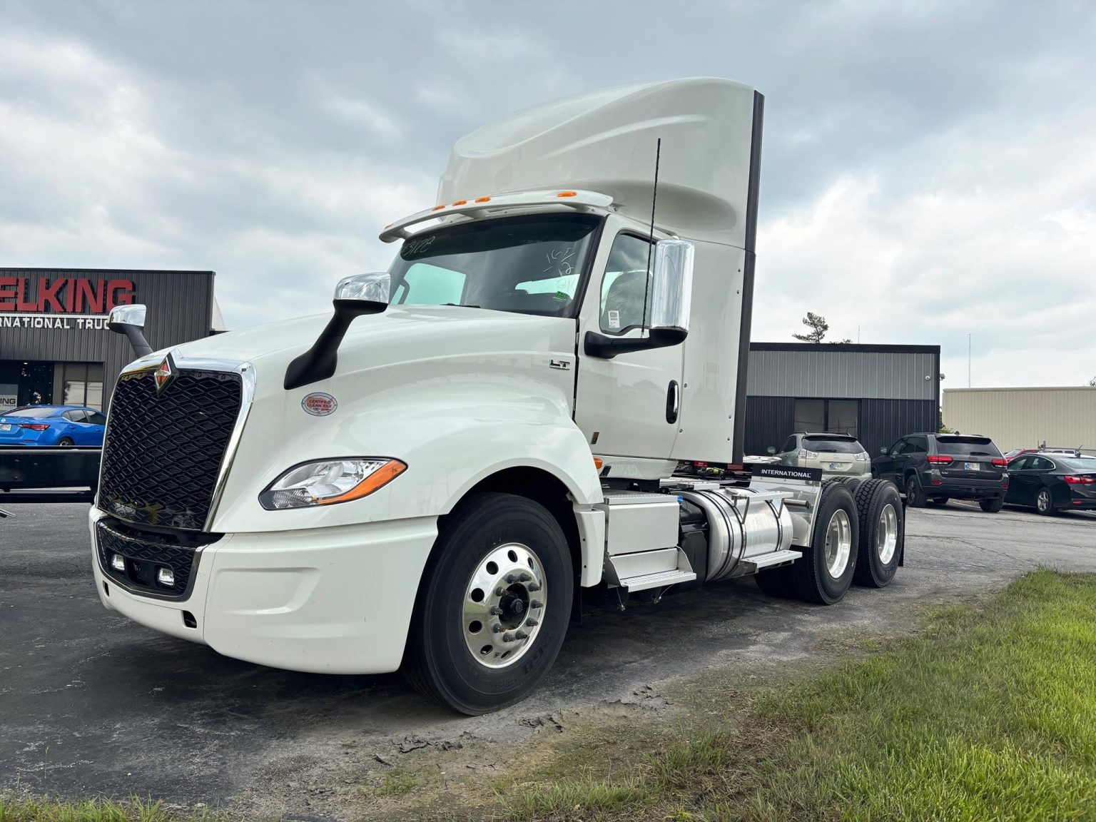 2025 INTERNATIONAL LT - Selking International | Trucks, Service, and ...