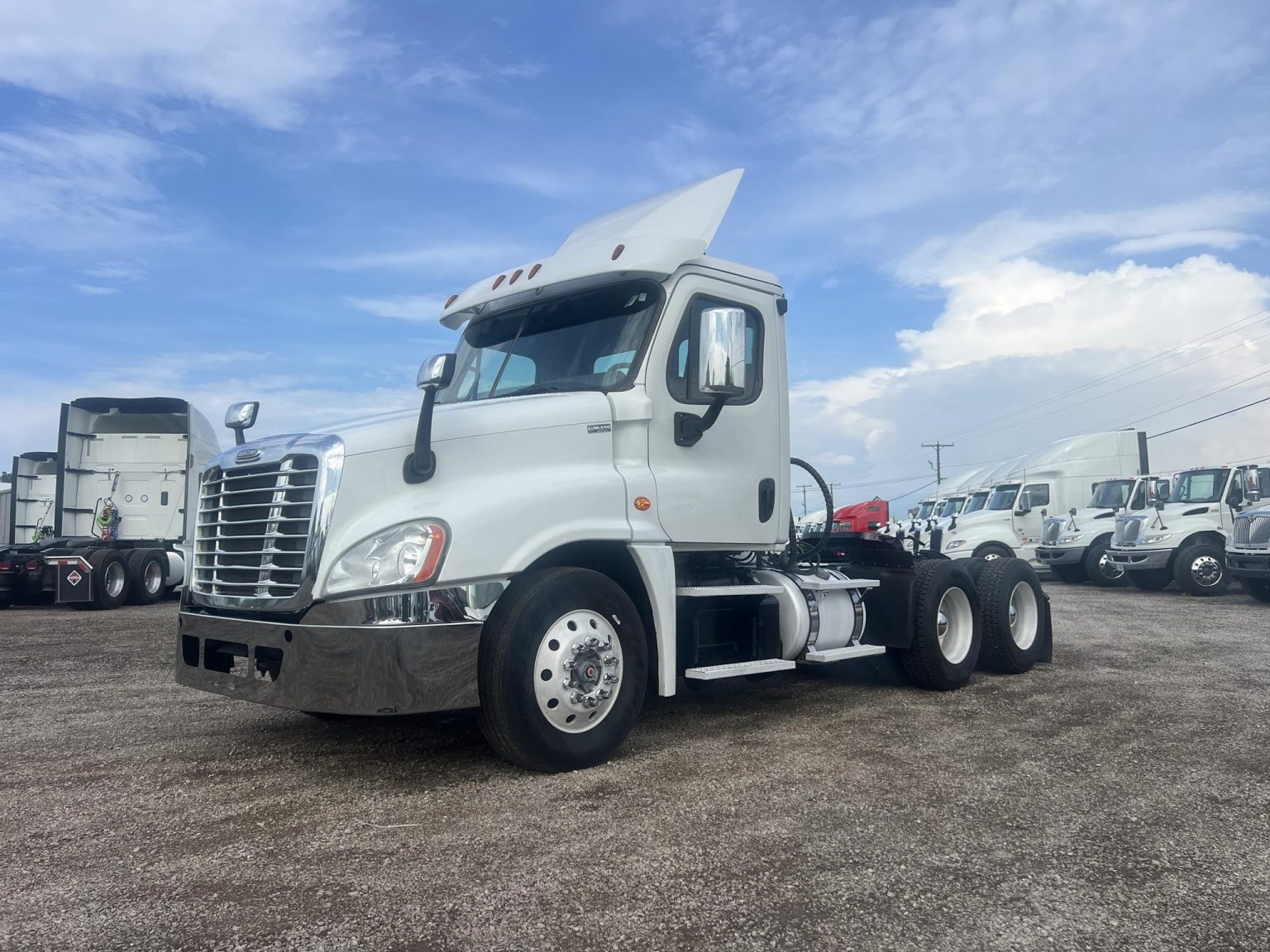 2018 FREIGHTLINER CASCADIA 125 - Selking International | Trucks ...