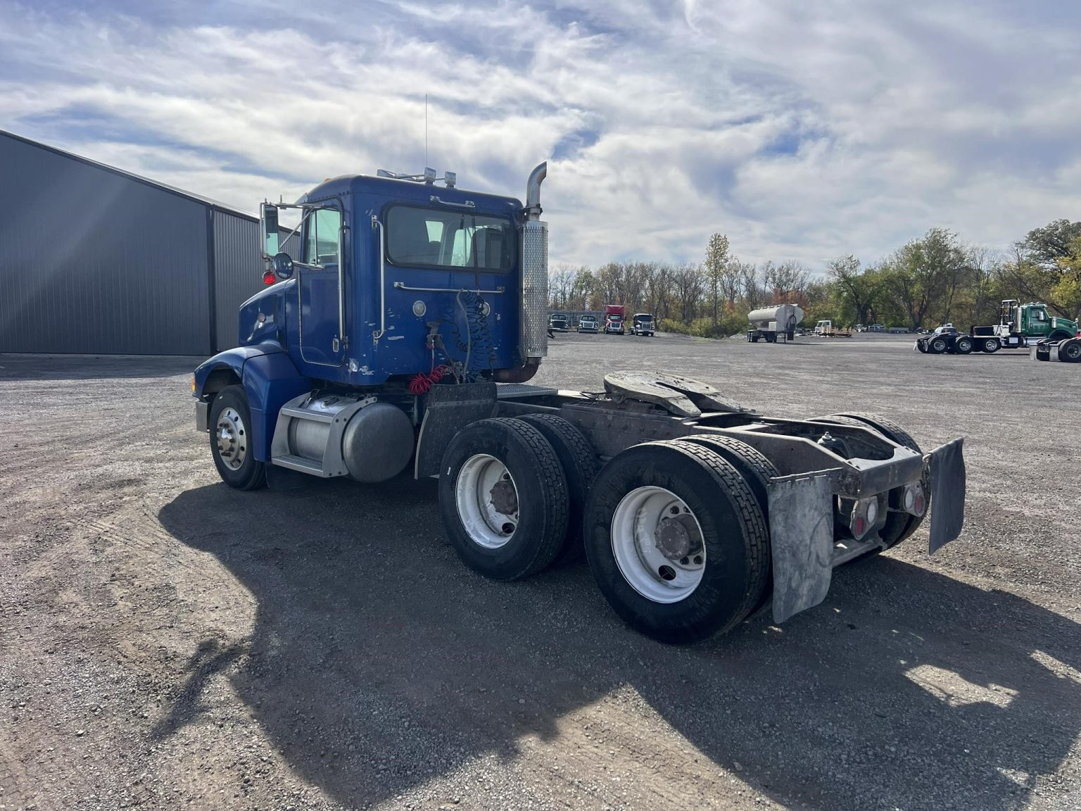2004 PETERBILT 385 - Selking International | Trucks, Service, and Parts ...